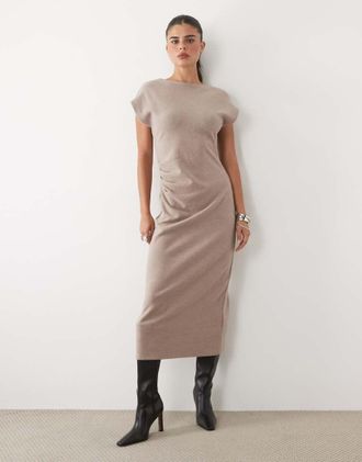 Nobody's Child Saylor kurz&auml;rmliges Maxikleid aus Baumwollmix mit Drapierung in Hellbeige-Grau