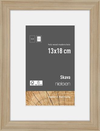 Nielsen Design Bilderrahmen mit Passepartout, 13 x 18 cm, Holz, Eiche, Fotorahmen zum Auftstellen und Aufhängen im Hoch- & Querformat, Echtglas, Skava