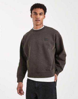 Vans Premium - Sweatshirt in verblasstem Schwarz mit Rundhalsausschnitt