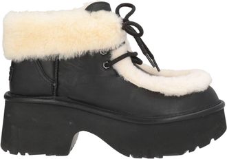 UGG ESMEE LEATHER LACE UP