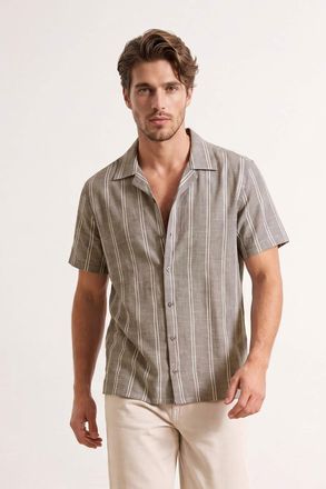 Trendyol MAN Herren Khaki Gestreift Kurz Regular Fit Hemden