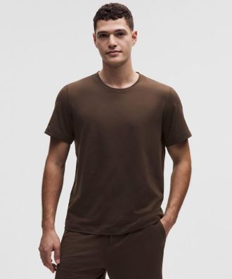 lululemon Soft Jersey Kurzarmshirt f&uuml;r M&auml;nner - Gr&ouml;&szlig;e 2XL in Walnut Crunch