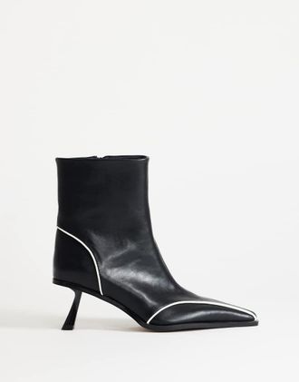 Topshop Keaton Ankle-Boots mit eckigem Absatz und Paspelierung in Schwarz