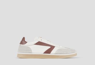 Alexander Smith Thames Man in white leather, grey suede and wine logo