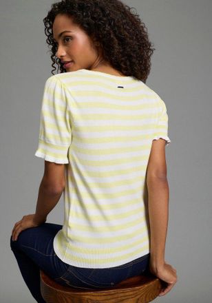 Kangaroos Kurzarmpullover Mit Rundhalsausschnitt, Kurzarm, Zitronenstickerei