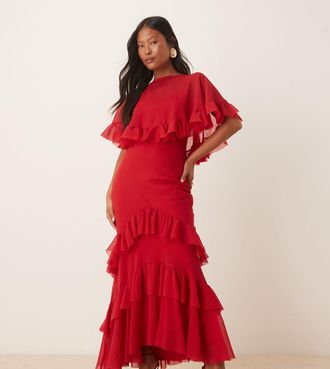 Asos Petite ASOS DESIGN Petite - Robe longue coupée en biais à volants avec superposition cape - Rouge