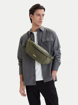Calvin Klein G&uuml;rteltasche Sleek Waistbag Sling LV04D3148G Gr&uuml;n