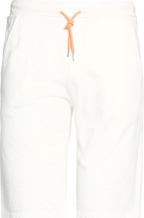 QB24 HOSEN & R&Ouml;CKE - Shorts & Bermudashorts auf YOOX.COM