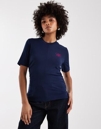 Calvin Klein Jeans Calvin Klein - T-Shirt in Marineblau mit rotem Gel-Logoprint