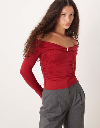 Abercrombie & Fitch Top &agrave; manches longues avec &eacute;paules d&eacute;nud&eacute;es et d&eacute;tail m&eacute;tallique - Rouge