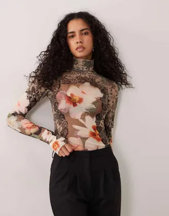 AFRM Zadie top en tulle &agrave; col montant et manches longues &agrave; imprim&eacute; fleuri marron