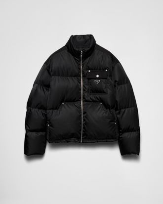 Prada Kurze Daunenjacke aus Re-Nylon