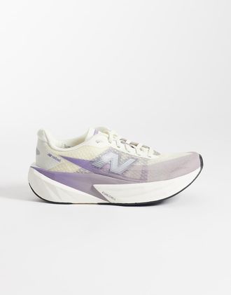 New Balance Fuelcell Rebel V5 - Baskets de course pour femme - Cr&egrave;me et violet-Blanc