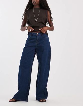 Wrangler lr ultra barrel en denim bleu fonc&eacute;