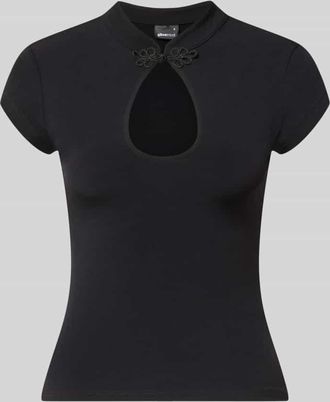 Gina Tricot Slim Fit T-Shirt mit Cut Out