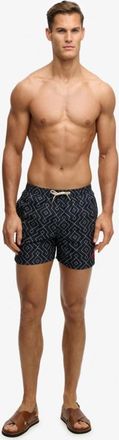 Superdry Premium - Gemusterte Badeshorts in Sashiko Eclipse Navy, 15 Zoll Schrittl&auml;nge