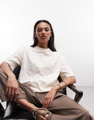 AllSaints Insignia Etta - T-shirt &agrave; manches courtes avec logo effet us&eacute; - Blanc-Vert