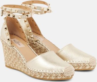 Valentino Garavani Espadrille-Wedges Rockstud 85 aus Metallic-Leder