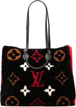 Louis Vuitton Hobo Bags - Monogram Giant Shearling Teddy Onthego GM - Gr. unisize - in Schwarz - für Damen