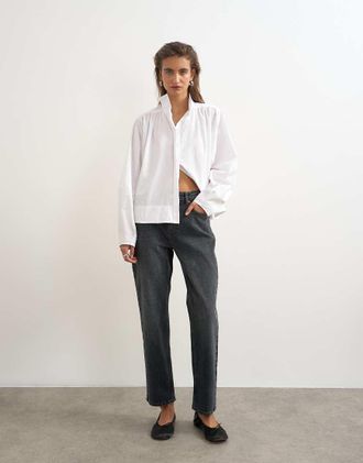 Topshop Orson Comfort-Stretch Straight-Leg-Ankle-Grazer-Jeans in verwaschenem Schwarz