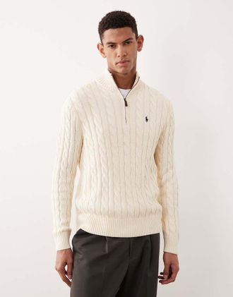 Polo Ralph Lauren Driver - Pullover in Creme mit Zopfmuster, kurzem Reißverschluss und Markenlogo-Neutral