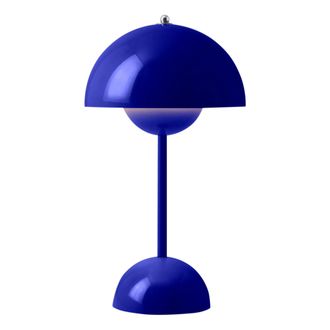& Tradition Lampe &agrave; poser portative Flowerpot VP9, Verner Panton & Tradition