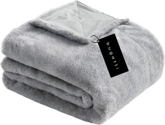 Bugatti Kunstfell Decke 150x200 cm - Fellimitat Kuscheldecke besonders flauschig & weich, besonders warm, Felldecke hellgrau