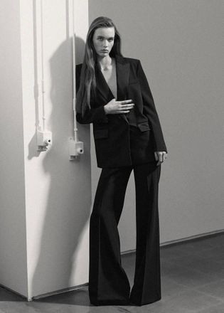 Mango Pantalon &eacute;vas&eacute; taille haute noir - Femme - XS - MANGO