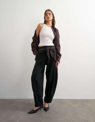 Topshop ensemble 2 pi&egrave;ces pantalon barrel portefeuille &agrave; carreaux contrastants noir-Marron