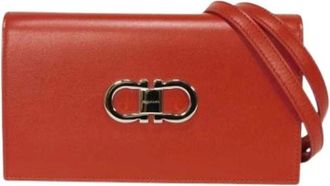 Ferragamo Sac port&eacute; &eacute;paule Pre-owned - Femme - Pre-owned - Rouge - Taille: ONE Size