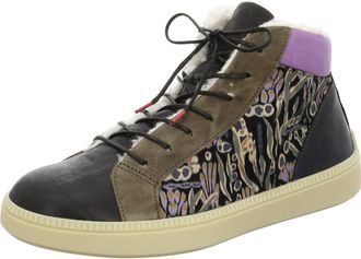 Think Sneaker Turna