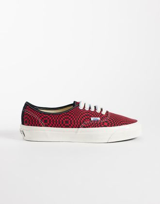 Vans LX Authentic 44 Sneaker mit schwarzem Muster-ROT