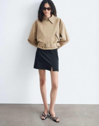 & Other Stories kurze Trenchjacke in Dunkelbeige-Neutral