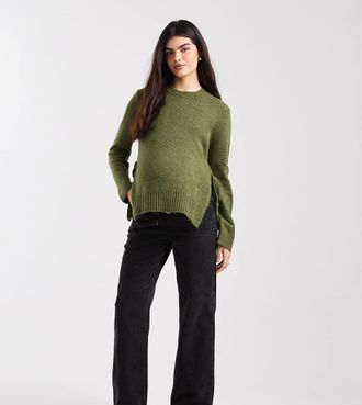 Mama Licious Maternity - Jeans in schwarzer Waschung mit verstellbarem Unterbauchbund und weitem Bein