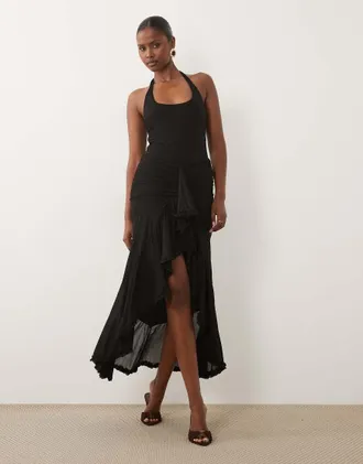 Missy Empire robe longue noire &agrave; col b&eacute;nitier, dos nu, volant&eacute;e, asym&eacute;trique et pr&egrave;s du corps