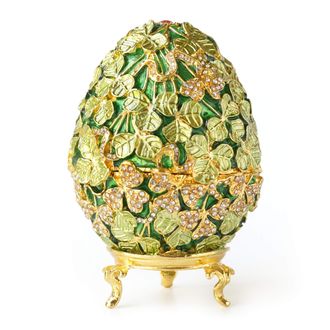 Apropos Handbemaltes Faberg&eacute;-Ei im Vintage-Stil, goldfarbene Bl&auml;tter, mit reichhaltiger Emaille und funkelnden Strasssteinen, Schmuckk&auml;stchen, goldene Bl&auml;tter
