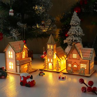Angoily 3 St&uuml;ck Luminous Holzhaus Weihnachtsdeko aus Nat&uuml;rlichem Holz LED Beleuchtet Miniatur Winterdorf Dekoration f&uuml;r Wohnzimmer B&uuml;ro und Festliche Stimmung
