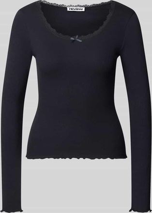 Review Longsleeve mit Spitzenbesatz und Rundhalsausschnitt