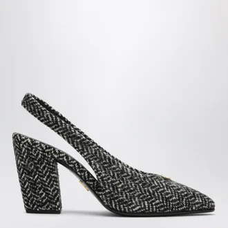 Prada Wei&szlig;e und schwarze Slingback-Pumps aus Chevron-Stoff