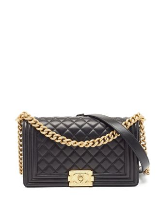 Chanel sac port&eacute; &eacute;paule en cuir &agrave; design matelass&eacute; Boy - Noir