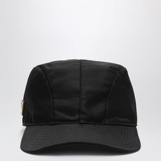 Prada Kappe mit Schirm aus schwarzem Re-Nylon