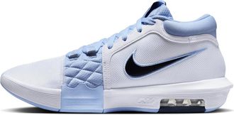 Nike Homme, Chaussures, Blanc, Taille: 45 1/2 EU LeBron Witness Viii