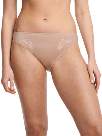 Chantelle Slip CHANTELLE HEDONA, Damen, Gr. 38, beige, Obermaterial: 83% Polyamid, 17% Elasthan, k&ouml;rpernah, Unterhosen Slip, blickdichtes Gewebe, Guipure Spitze