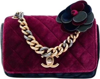 Chanel Sac bandouli&egrave;re matelass&eacute; en velours pr&eacute;-poss&eacute;d&eacute; - Femme - Pre-owned - Rouge - Taille: ONE Size