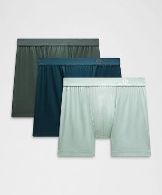 lululemon Always In Motion Boxershorts 3er-Pack f&uuml;r M&auml;nner - 13 cm - Gr&ouml;&szlig;e 2XL in Indochine Blue/Pelican/Rainforest Green