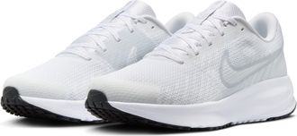 Nike Laufschuh NIKE Run Defy, Herren, Gr. 42,5, wei&szlig; (wei&szlig;, pure platinum, schwarz), Synthetik, Textil, Schuhe Laufschuh, Topseller