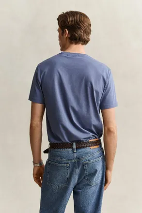 GANT T-Shirt REG SHIELD SS T-SHIRT mit Logostickerei auf der Brust