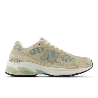 New Balance Unisex 2010 in Braun/Grau, Wildleder/Mesh, Gr&ouml;&szlig;e 37.5