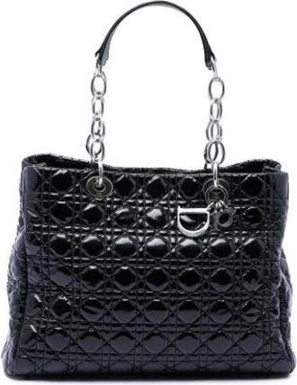 Dior Pre-owned Sac seau matelass&eacute; en cuir verni - Femme - Pre-owned - Noir - Taille: ONE Size