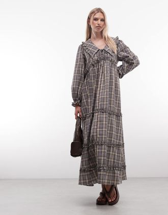 Daisy Street lang&auml;rmliges Smock-Maxikleid mit gro&szlig;em Kragen in grau-blau kariert